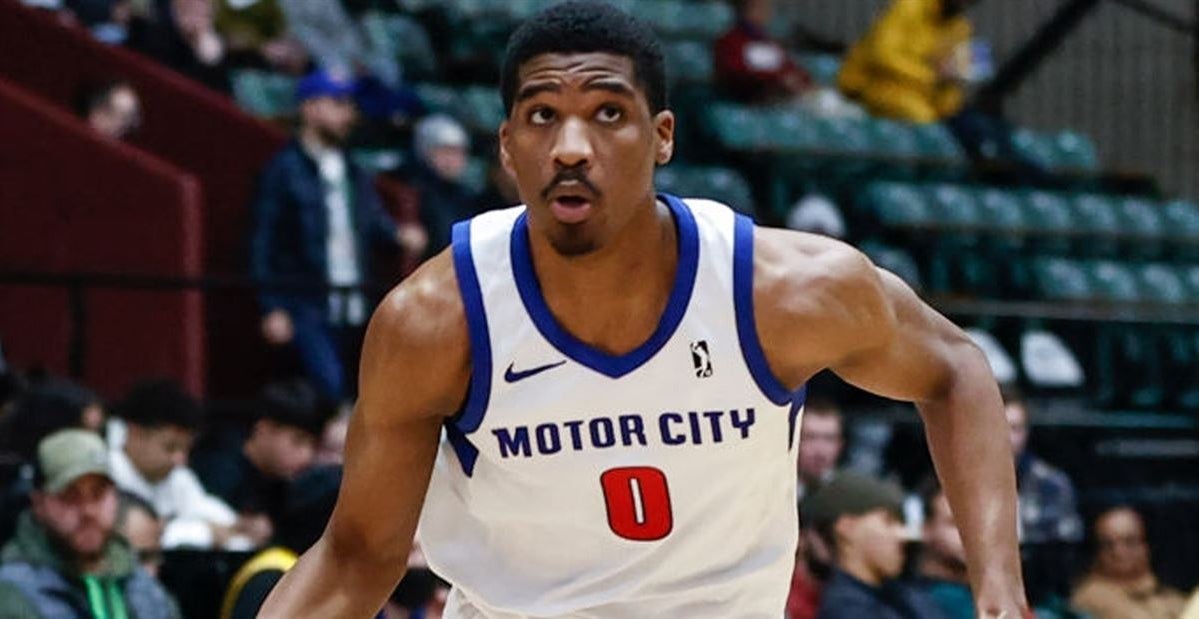 UCLA's Chris Smith Starts NBA Career