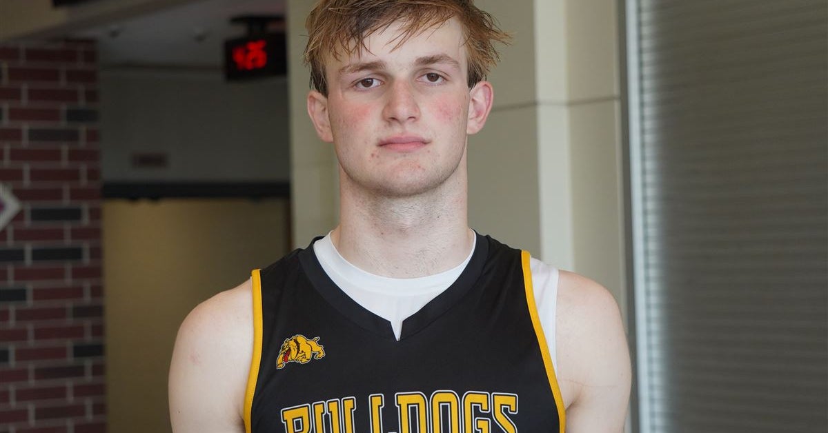Bettendorf wing Caden Wilkins details the latest with Iowa, schedules ...