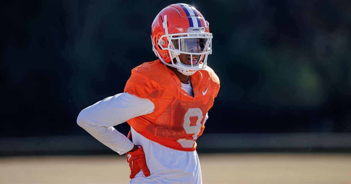 Mickey Conn: R.J. Mickens is the ‘quarterback’ of Clemson’s defense ...