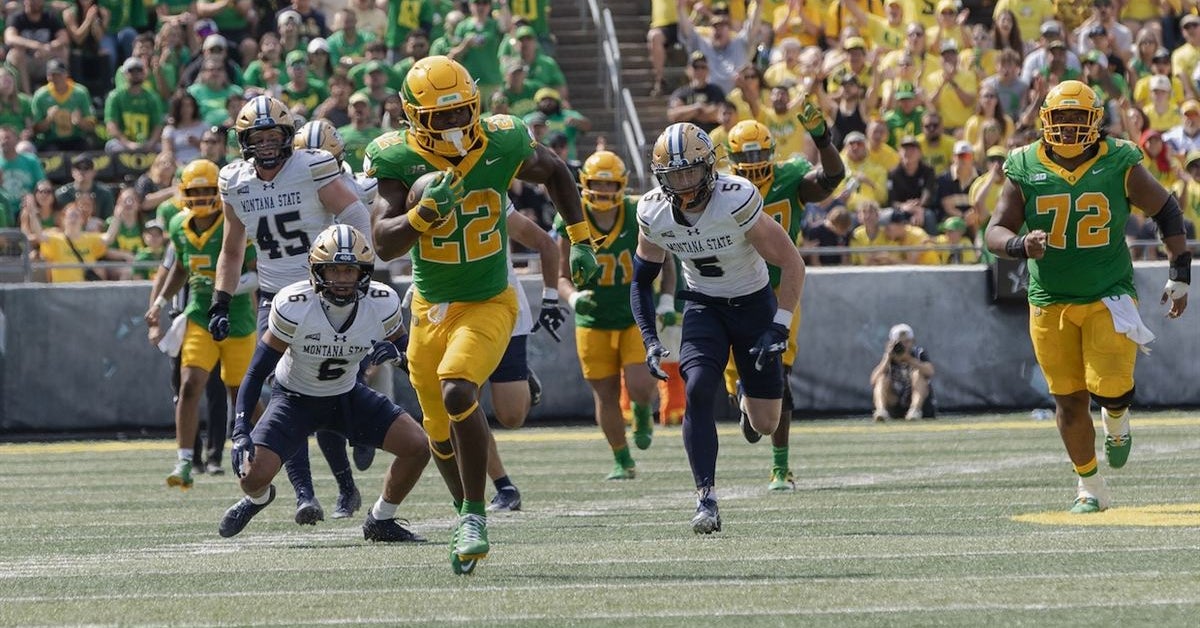 Oregon RB Jay Harris officially enters Transfer Portal