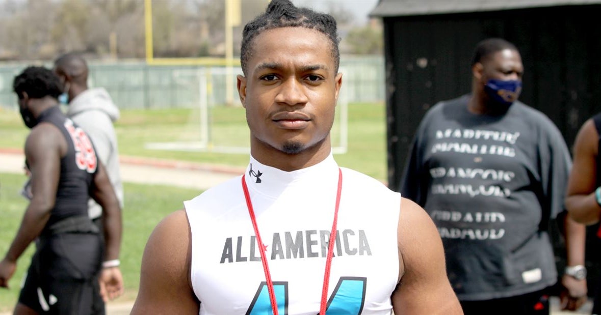 Washington football: Huskies RB Emeka Megwa enters NCAA transfer portal