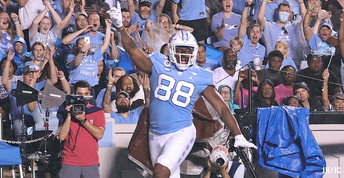 Tight End Trio Producing for UNC Offense