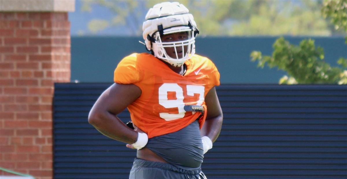 Tennessee releases depth chart for season opener