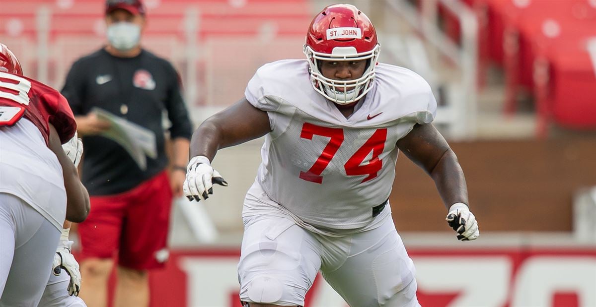 Razorbacks building impressive offensive line for future
