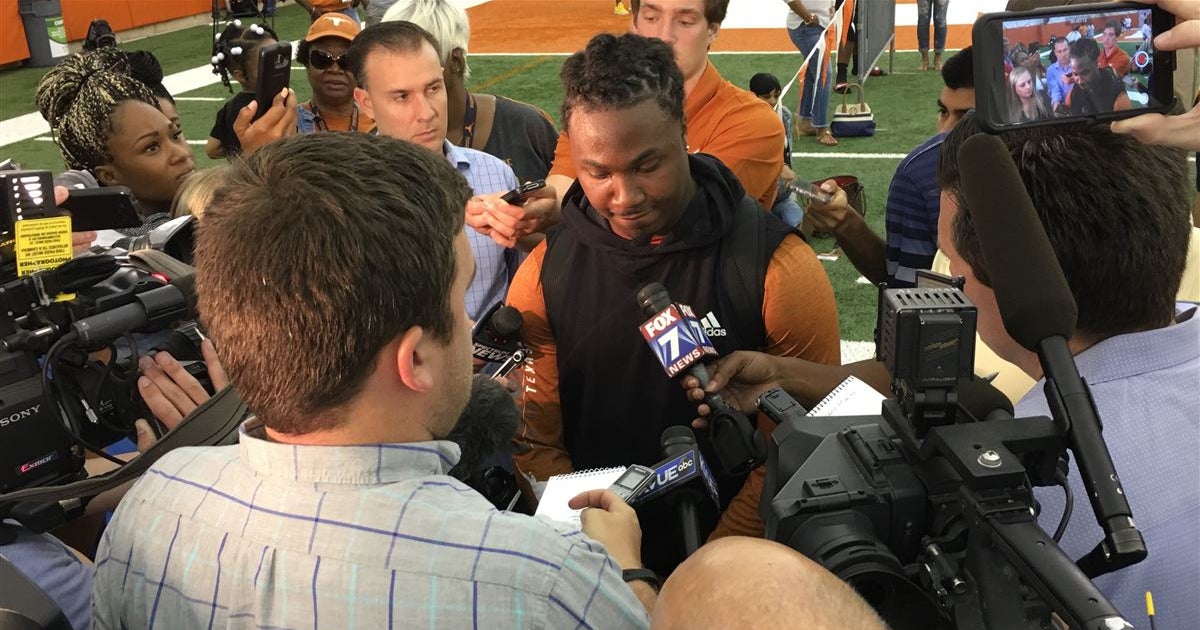 Report: D'Onta Foreman arrested in Austin on Sunday morning