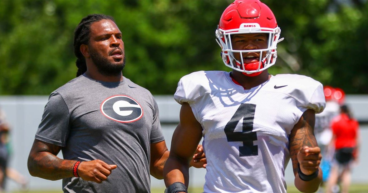 Jarvis Jones 'demanding excellence' in student-assistant role