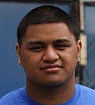 Lutui Gives UCLA a Good Friday