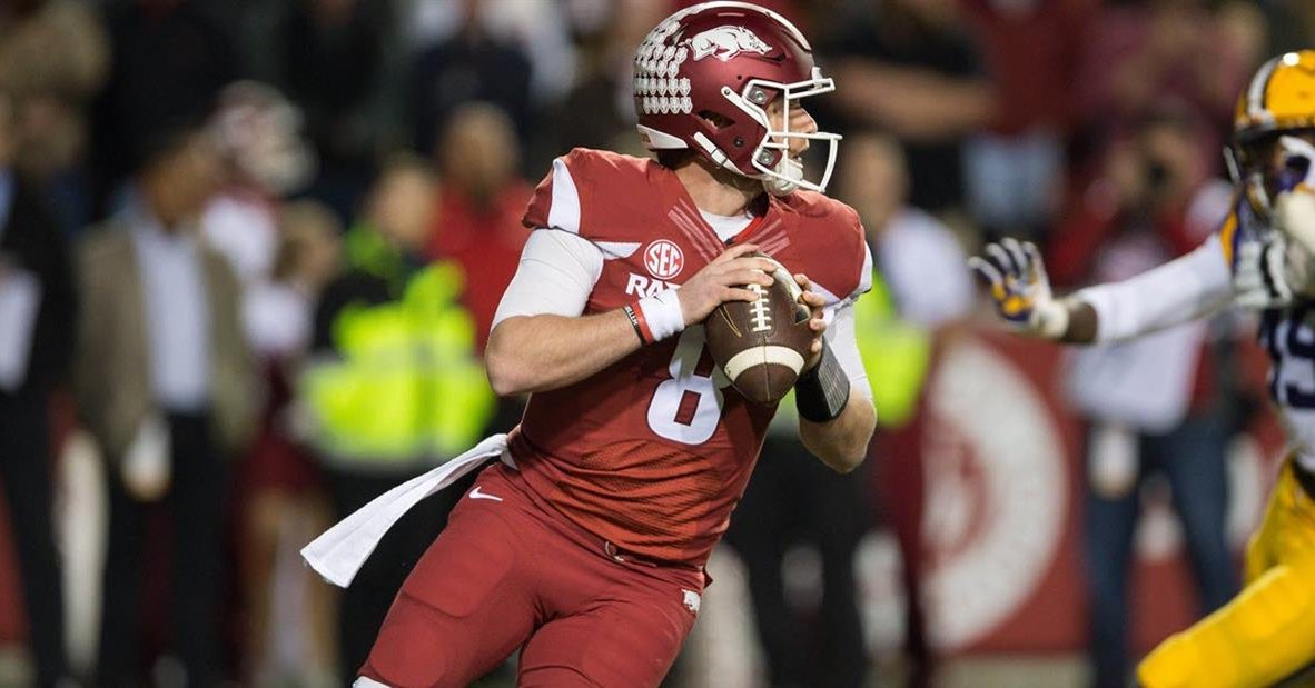 Arkansas releases first official depth chart of 2017