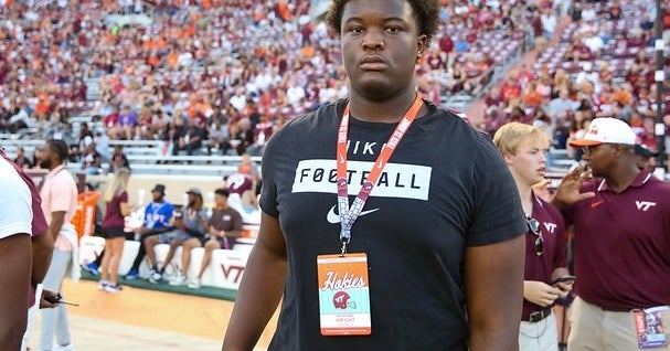 OL signee Nathaniel Wright reacts to coaching change