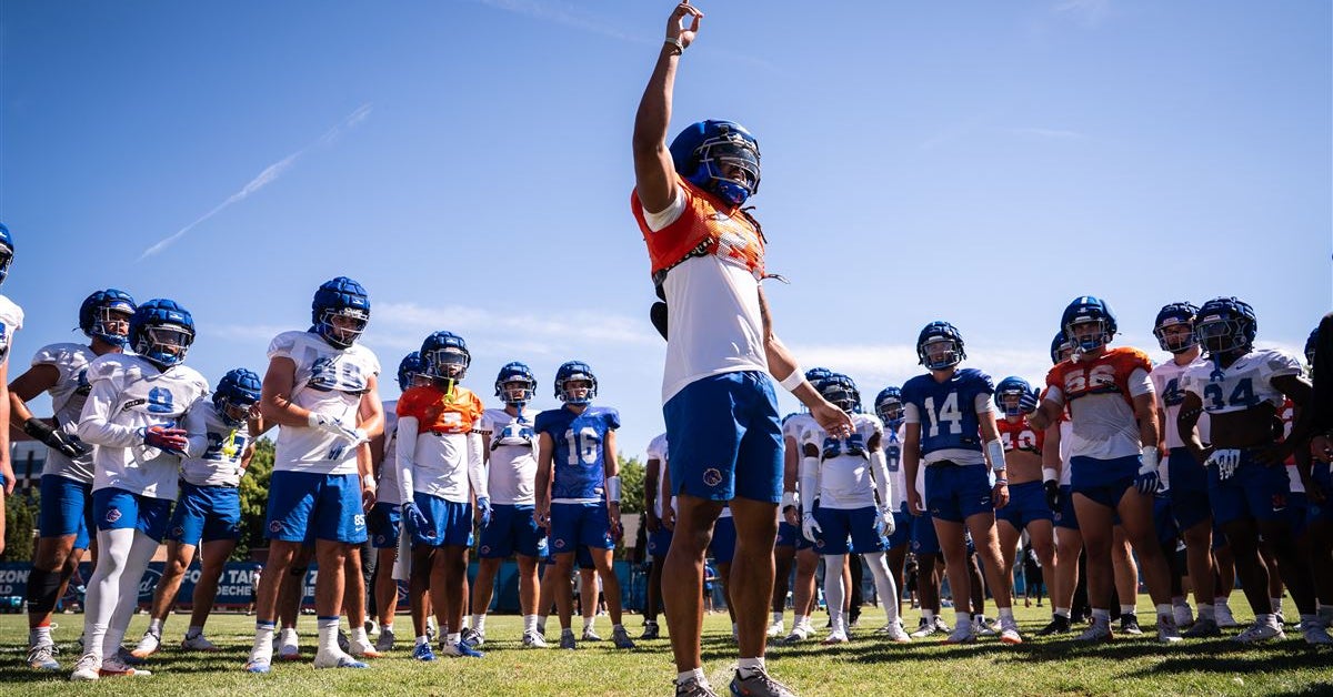 Observations, highlight plays and more from Boise State fall camp ...
