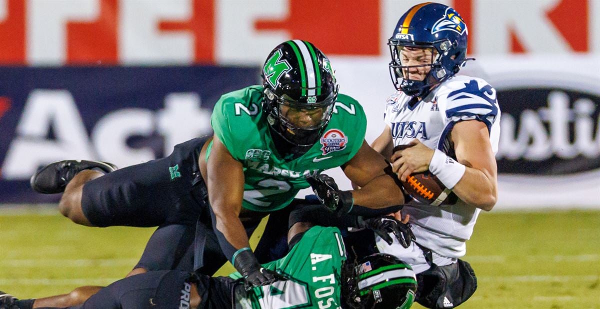 Texas A&M transfer portal hot streak continues as edge Elijah Alston ...