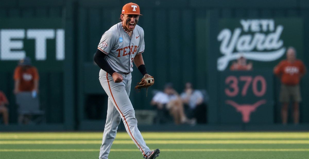 Adrian Rodriguez hits for cycle as Texas Longhorns overcome injury to ...