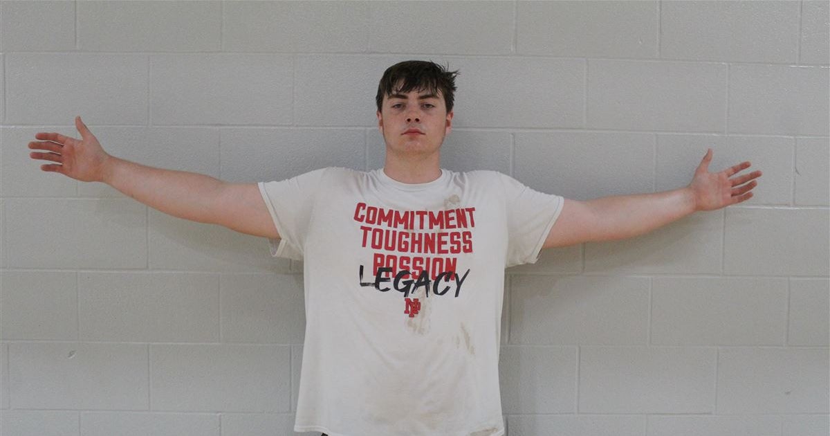 Twitter reacted after Ian Moore announced commitment to Ohio State