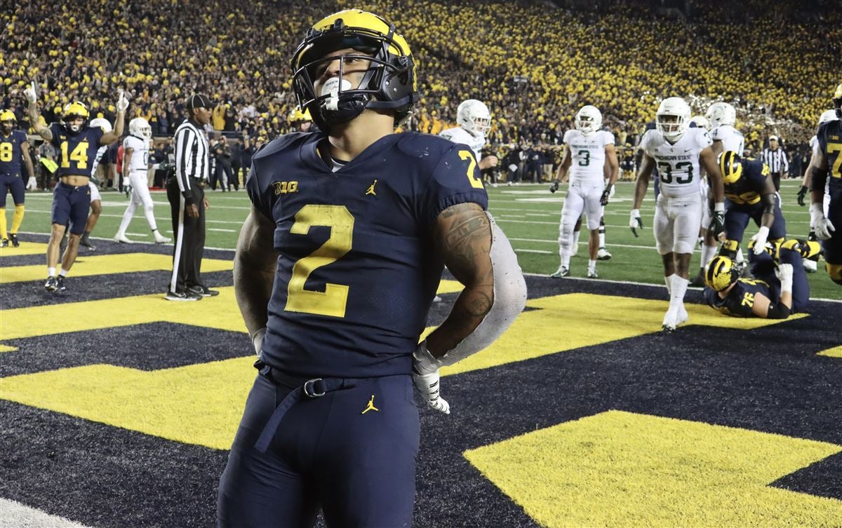 Emerging 2024 DL Devon Baxter couldn’t stop smiling after landing U-M ...