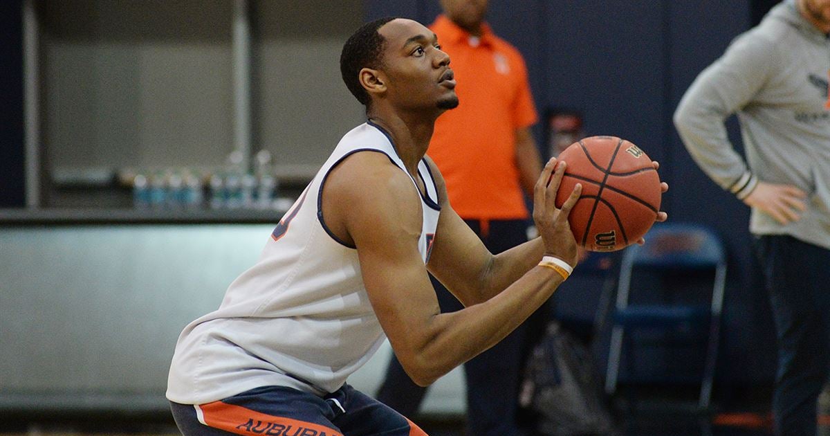 Auburn's Austin Wiley practicing, questionable for SEC Tourney