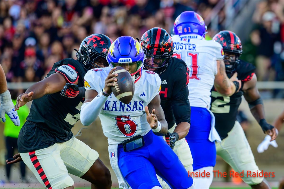 Photo Gallery: The Red Raiders Maul the Kansas Jayhawks 42-17