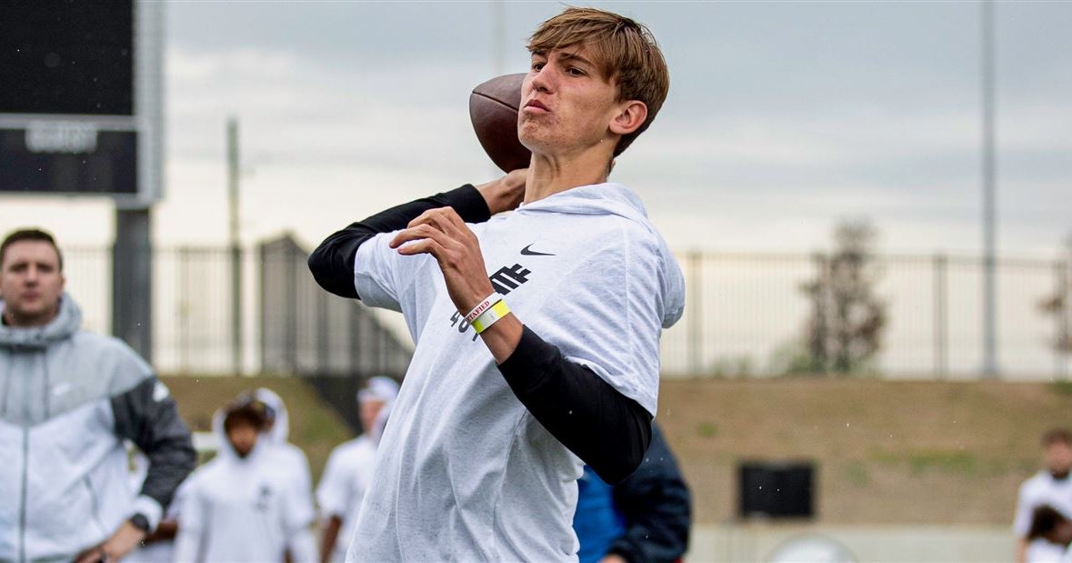 Baylor picks up commit from 2023 quarterback Austin Novosad