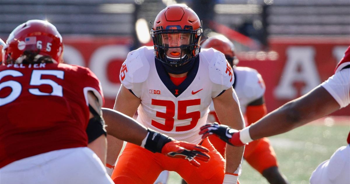 LB Jake Hansen entering the NFL Draft