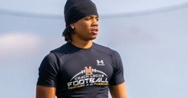 SIGNED: Ballard signs with WVU