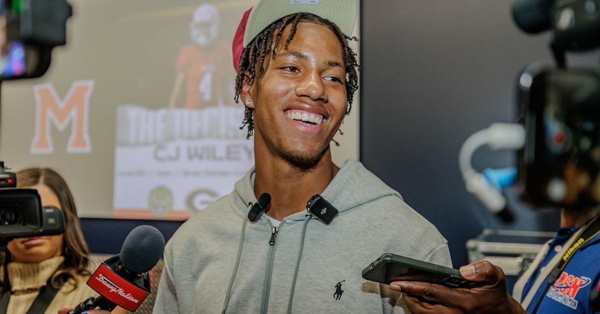 Stay Wolk: CJ Wiley returns, flip season approaching, 5-stars in ...