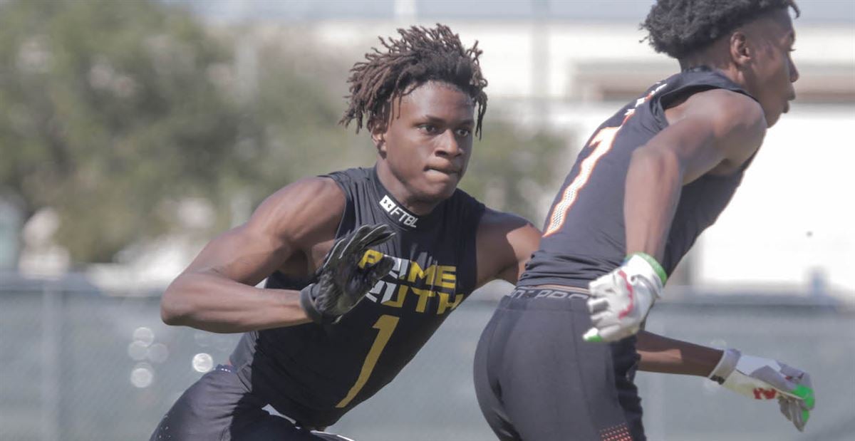 WATCH: CB Omarion Cooper in coverage