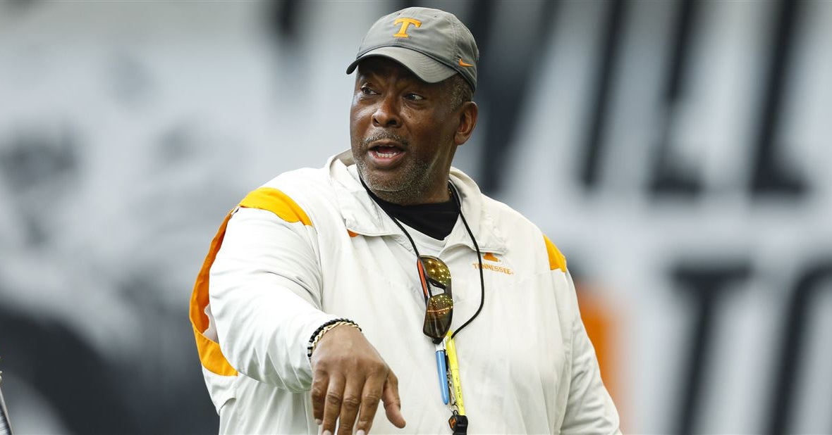Rodney Garner assesses Tennessee’s defensive line through six preseason ...
