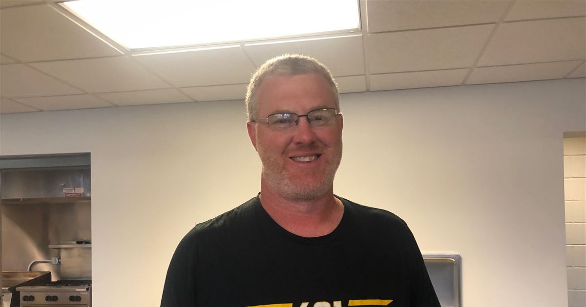 Coach Stringer Expects Big Season from TE's