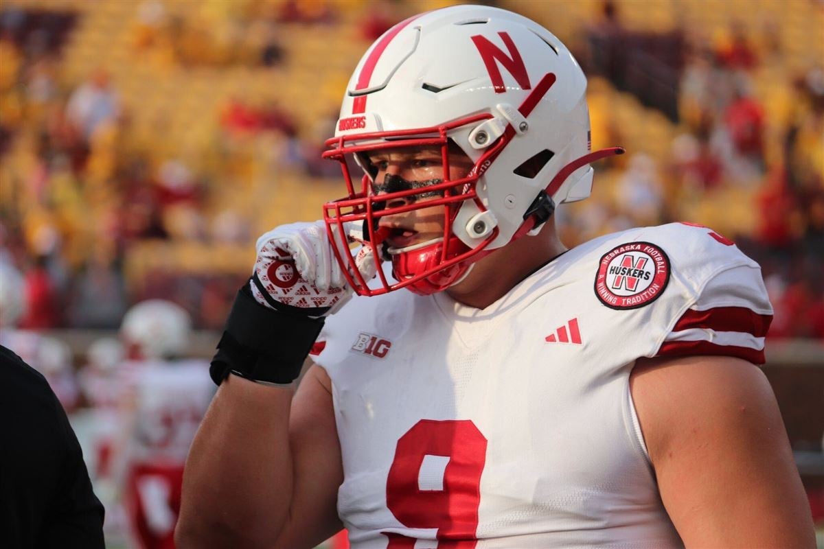 Nebraska DT Ty Robinson ejected for targeting versus Minnesota, out for ...