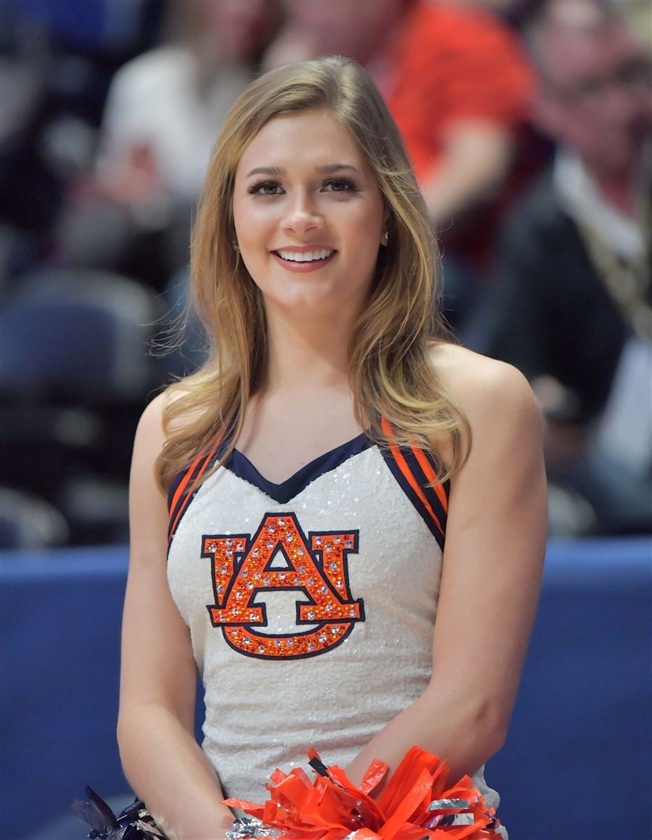 Scenes from Auburn's SEC Tournament victory against Mizzou