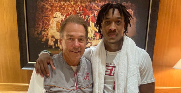 New 2023 WR target Jaren Hamilton names top schools