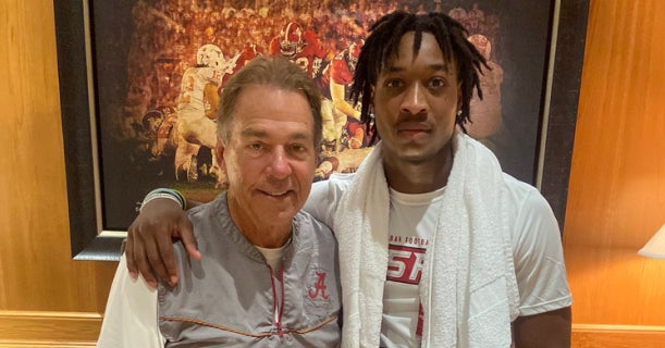 New 2023 WR target Jaren Hamilton names top schools