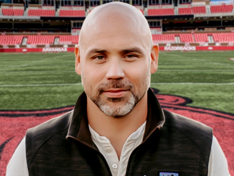 Razorbacks relying on young defensive linemen Quincy Rhodes and Ian ...