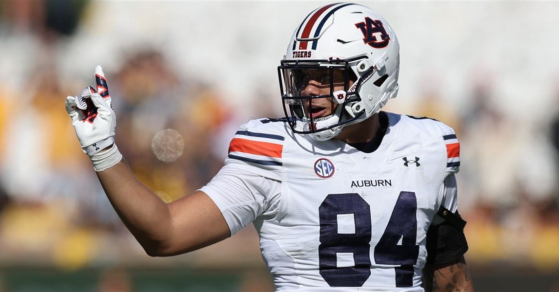 Miami to host Auburn transfer TE Micah Riley on Sunday