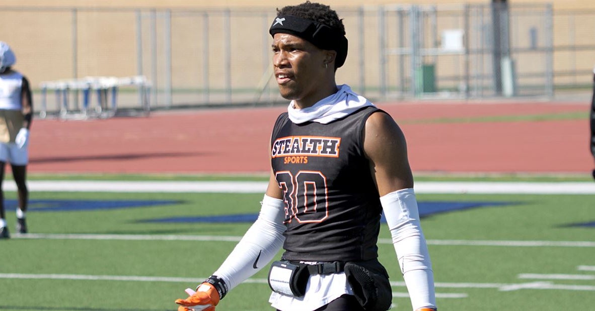 Meet the 2025 class: Oregon lands third commit, now ranked inside top-five