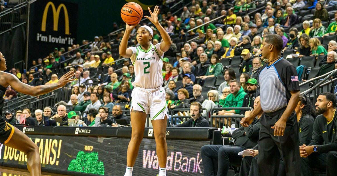 Live WBB Updates: Oregon takes on Portland on the road