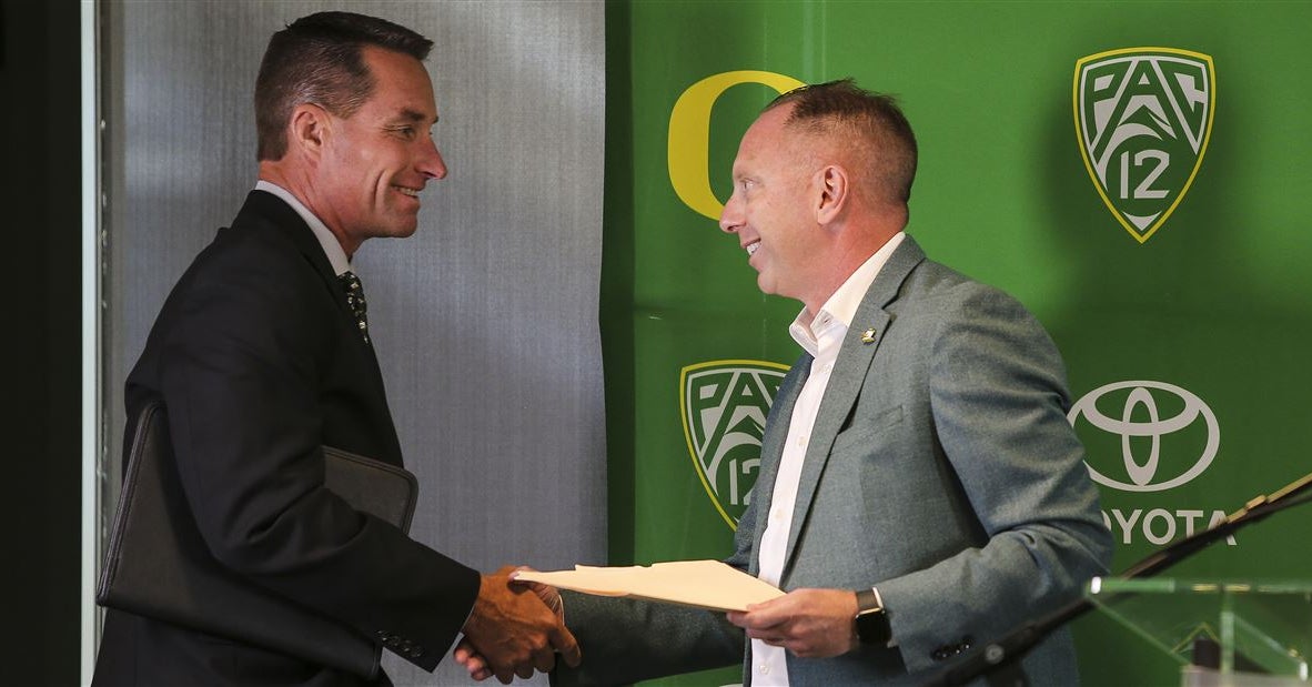 Mark Wasikowski introduced as UO baseball coach, new era begins