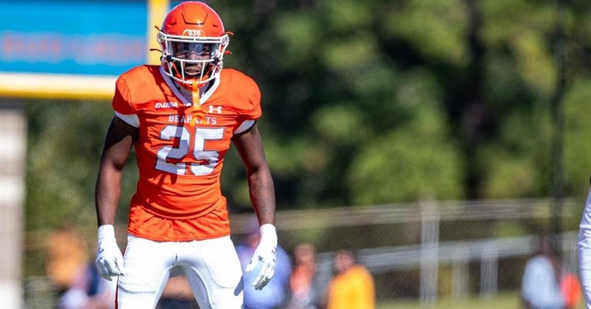 Sam Houston State transfer Da'Marcus Crosby talks schools in contact ...