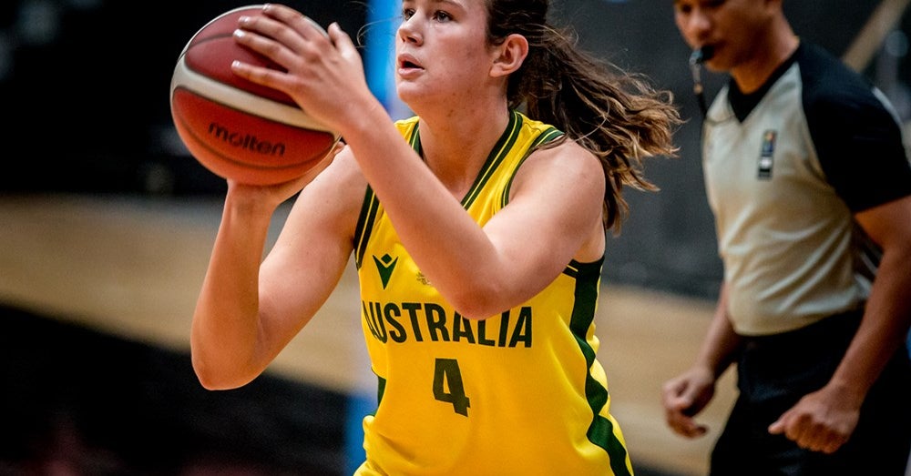 Top 40 forward Lara Somfai set to visit Duke and Stanford