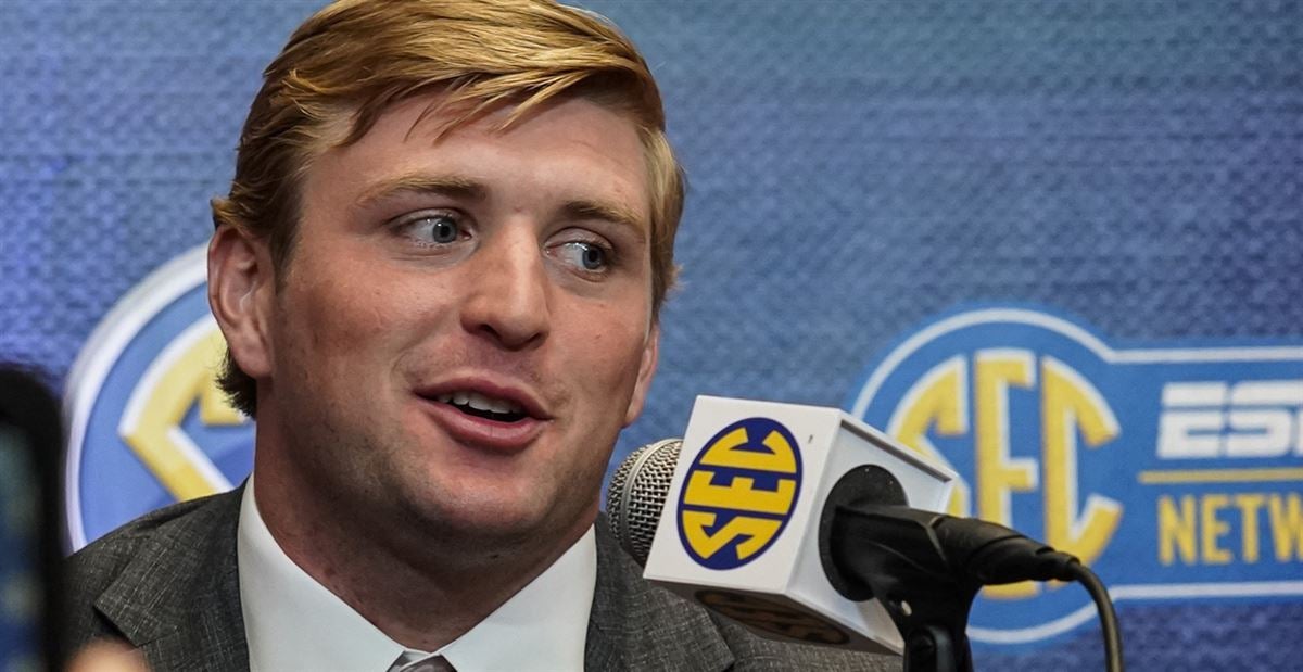 Bumper Pool key returnee in middle for Razorbacks