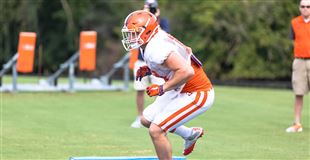 Baylon Spector, Clemson, Outside Linebacker