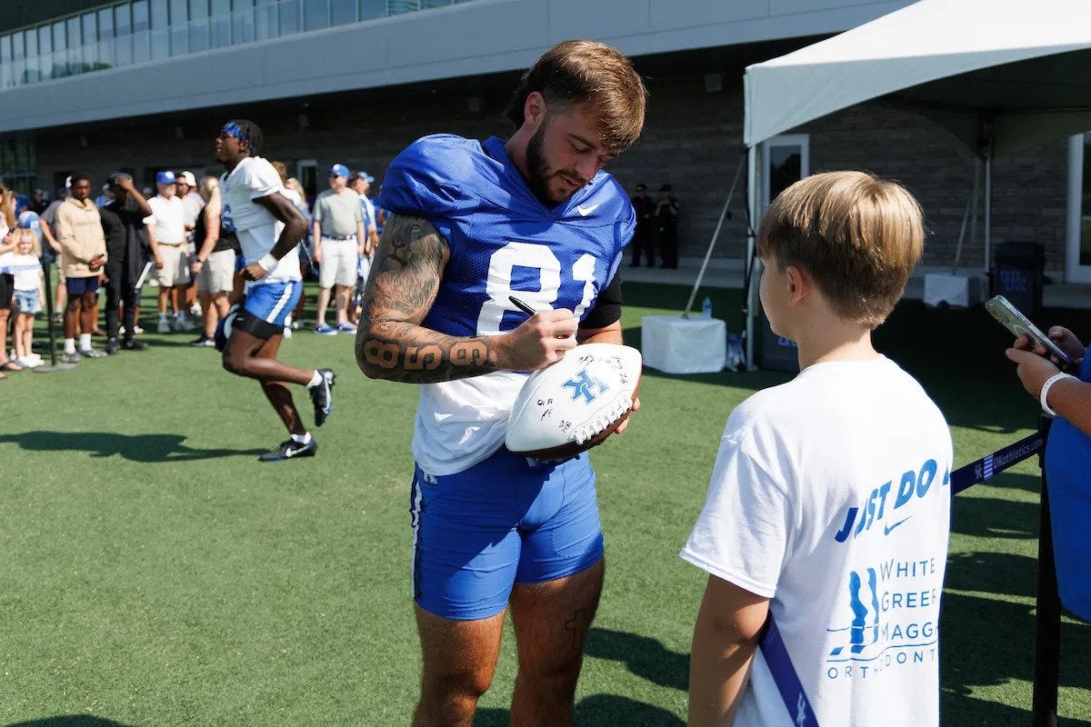 Kentucky WR Cole Lanter enters transfer portal