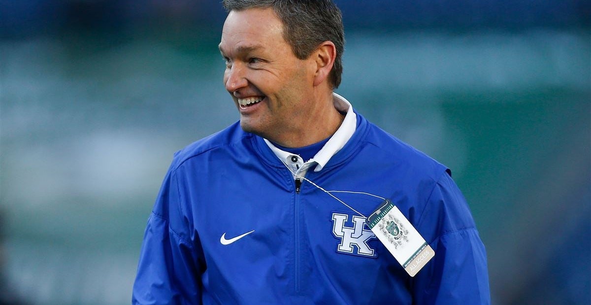 Mitch Barnhart named chair of NCAA basketball committee