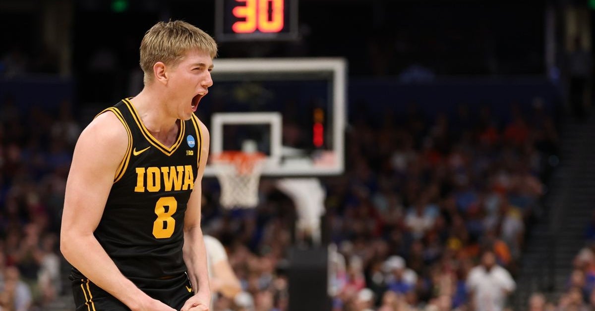 Iowa Basketball: Cooper and J.R. Koch Celebrate Like It's 1999