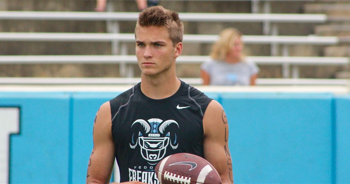 Bulldog Commit Garrett Shrader Wearing Recruiting Hat