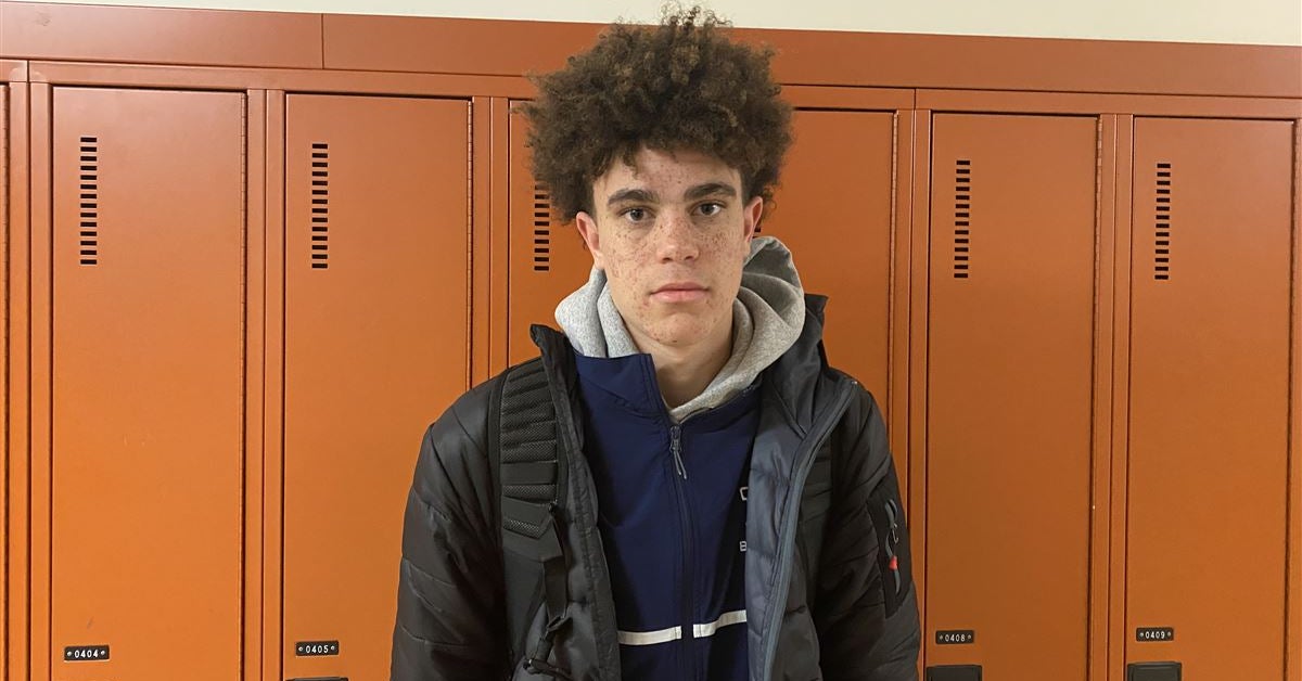 Get to know class of 2025 combo guard Darius Adams