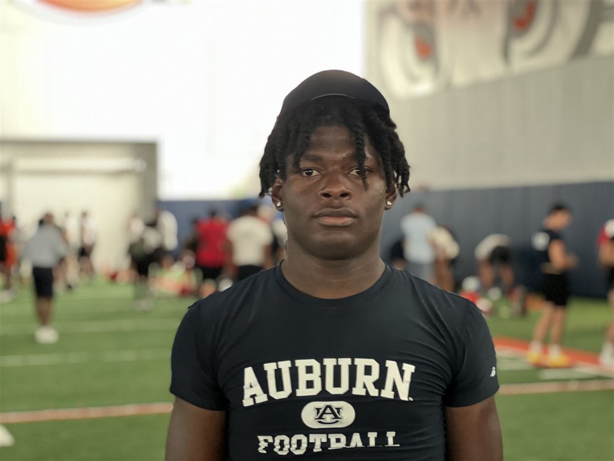 Rising 2024 LB shines at Elite Camp