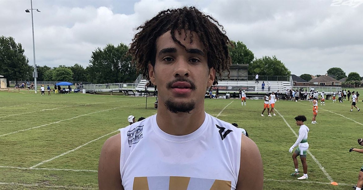 Four-star '23 WR Deric English discusses early Pac 12 suitors