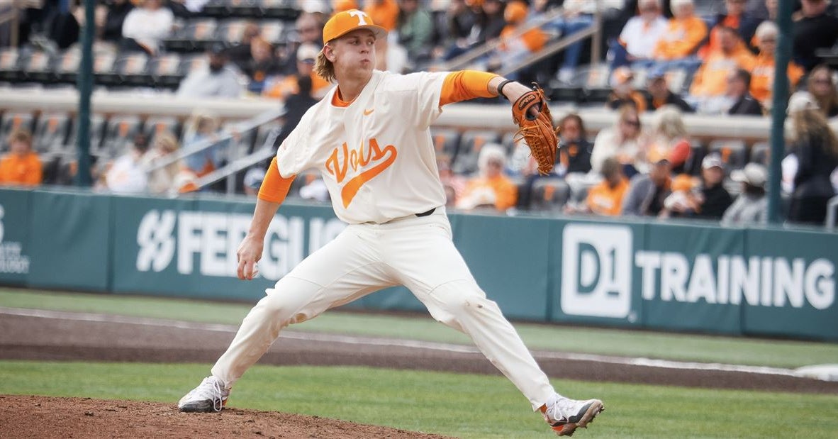 Former Tennessee baseball freshman pitcher announces transfer destination