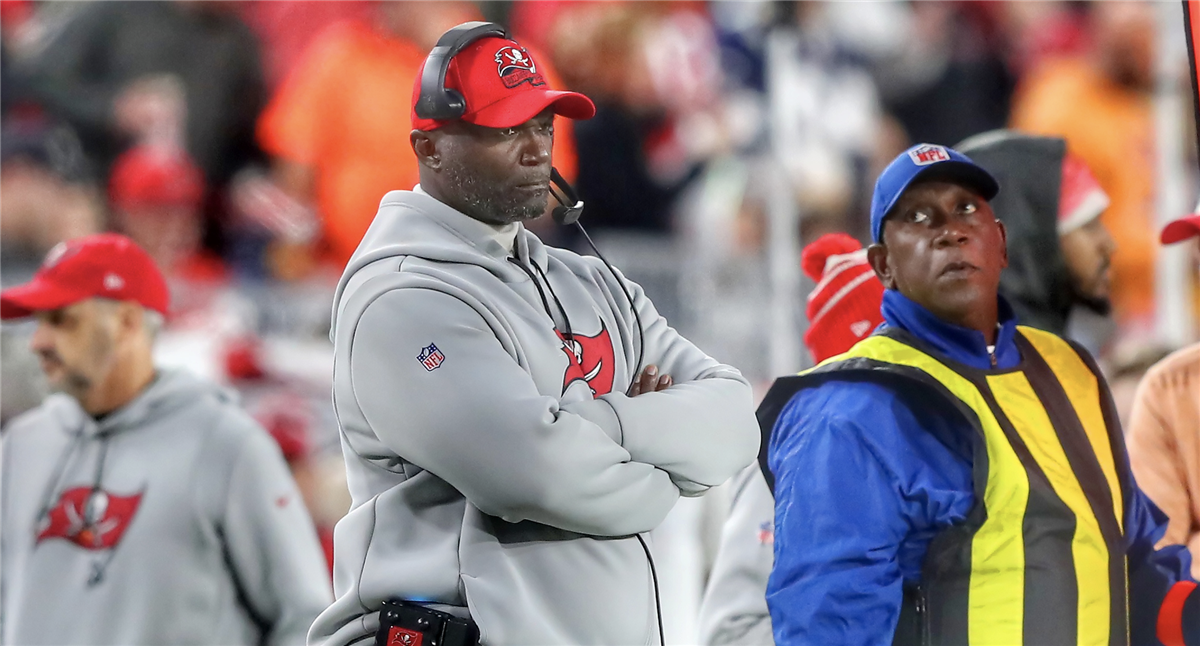 Tampa Bay Buccaneers release starting left tackle Donovan Smith in ...
