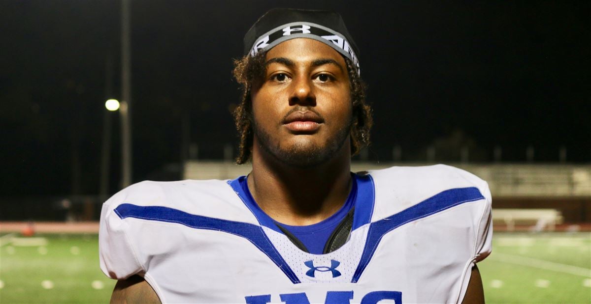 WATCH: 5-star Jordan Seaton Commits to Colorado, Coach Prime